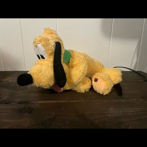 Disney | Toys | Disneys Pluto 4 Laying Down Green Collar Plush Stuffed ...